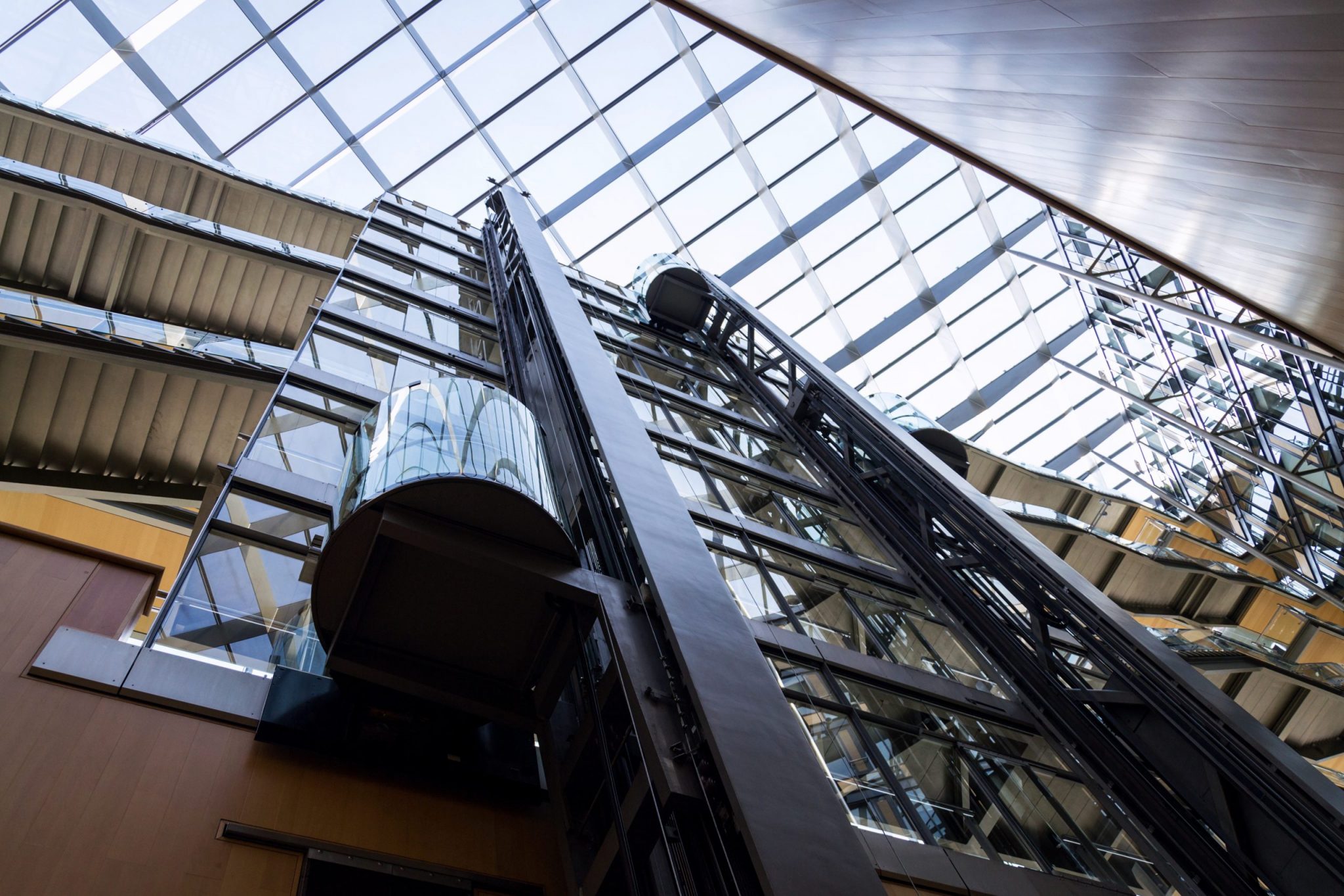 Landing Elevadores Salva Escalera Profesional - Gama Elevadores